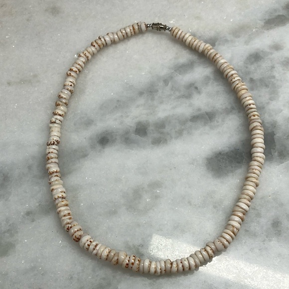 Jewelry | Vintage Puka Tiger Cone Shell Necklace 18 Longscrew Clasp ...